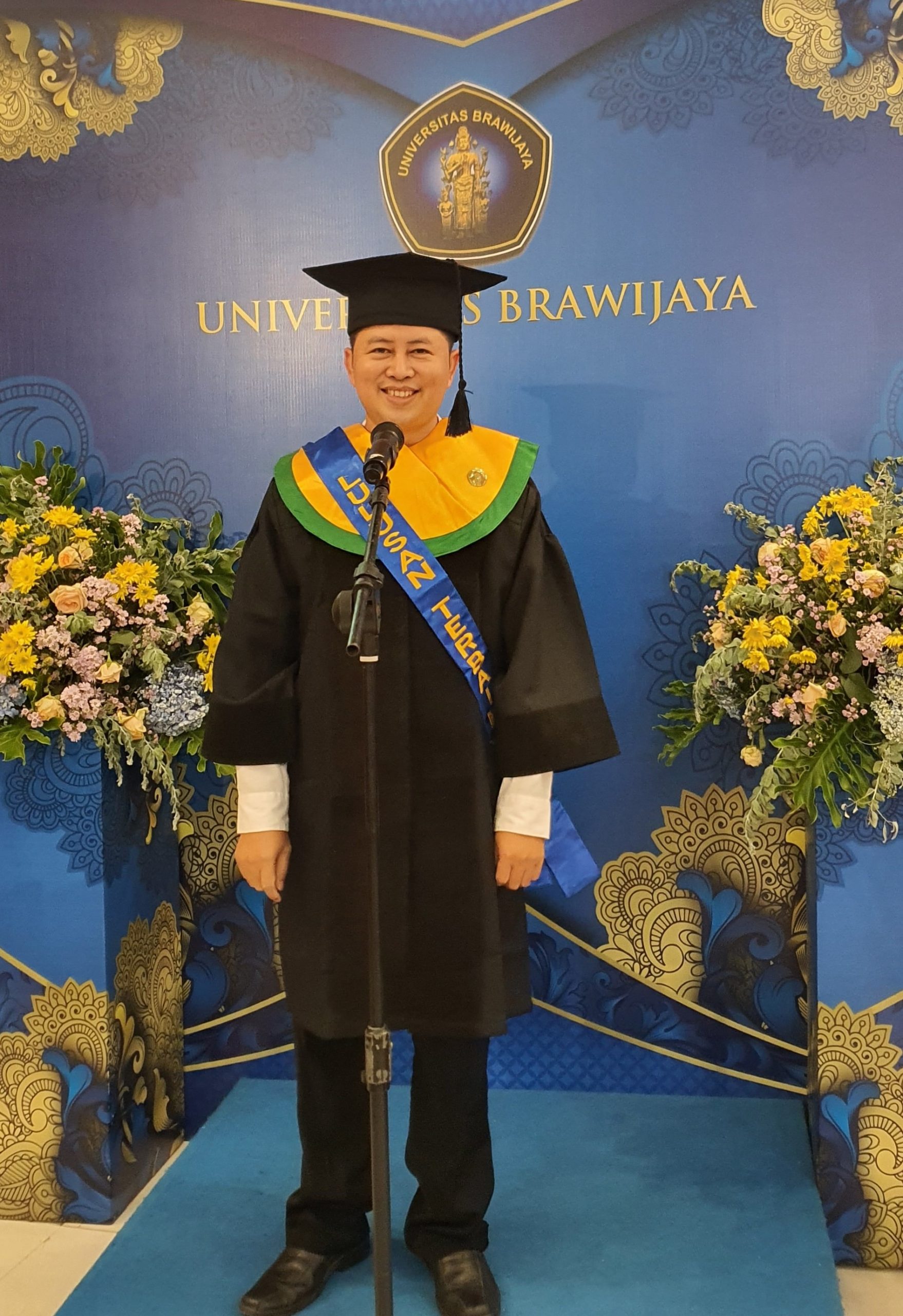 Sarat Prestasi, Ini Sosok Lulusan Terbaik Program Doktoral UB 2023 ...
