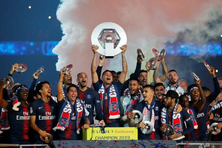 Era Baru PSG: Raih Gelar Ligue 1 ke-13 Tanpa Terkalahkan, Transformasi ...